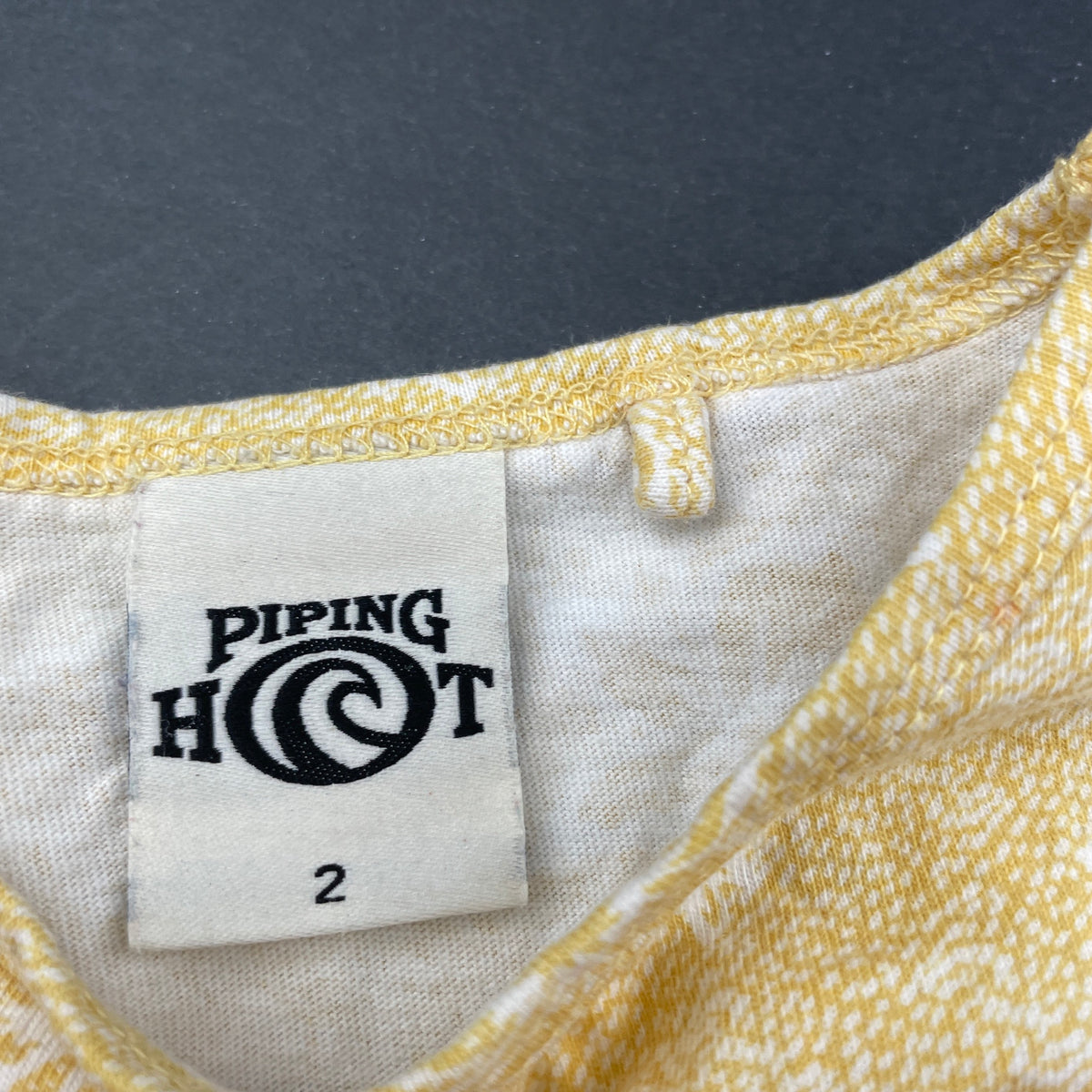 Piping Hot, floral cotton tie front top, GUC, size 2, – DaisyChainClothing